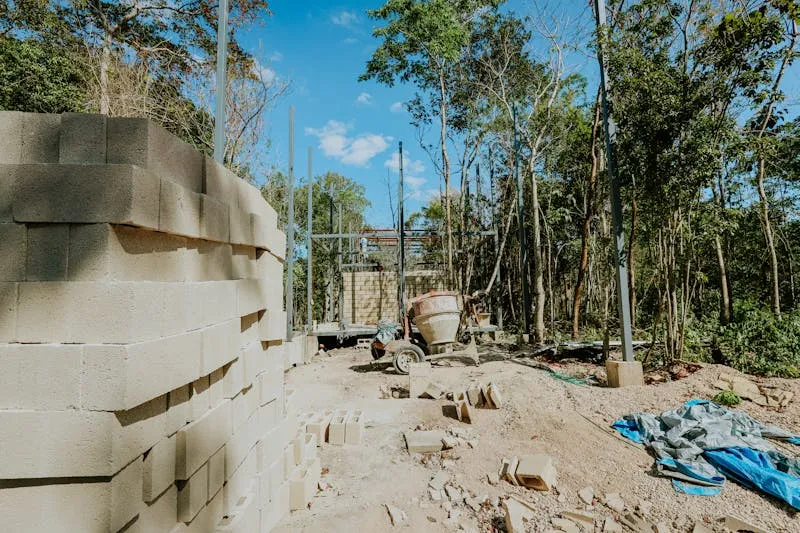 Concrete Block Calculator UK — Blocks, Mortar & Cost